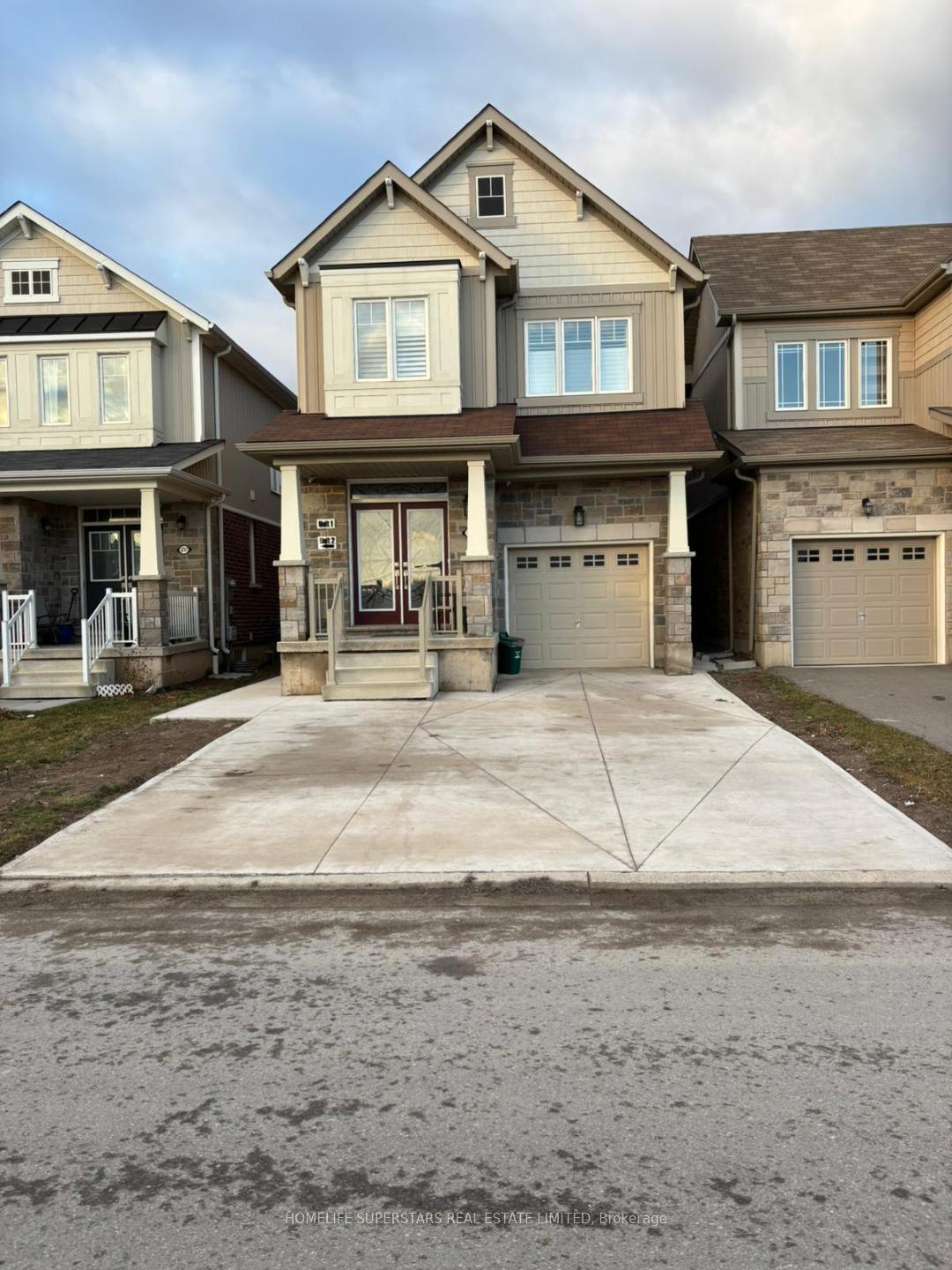 8755 Sourgum Avenue E, Niagara Falls, ON L2H 3S3