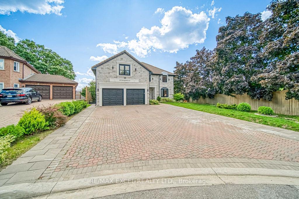88 Montgomery Court, Markham, ON L3R 0C1