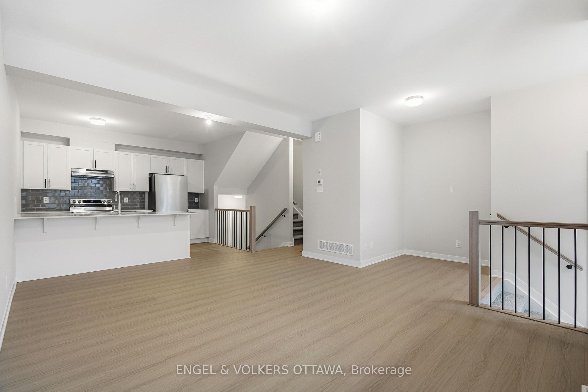 88 Ryan Reynolds Way, Orleans - Cumberland and Area, ON K4A 5T4