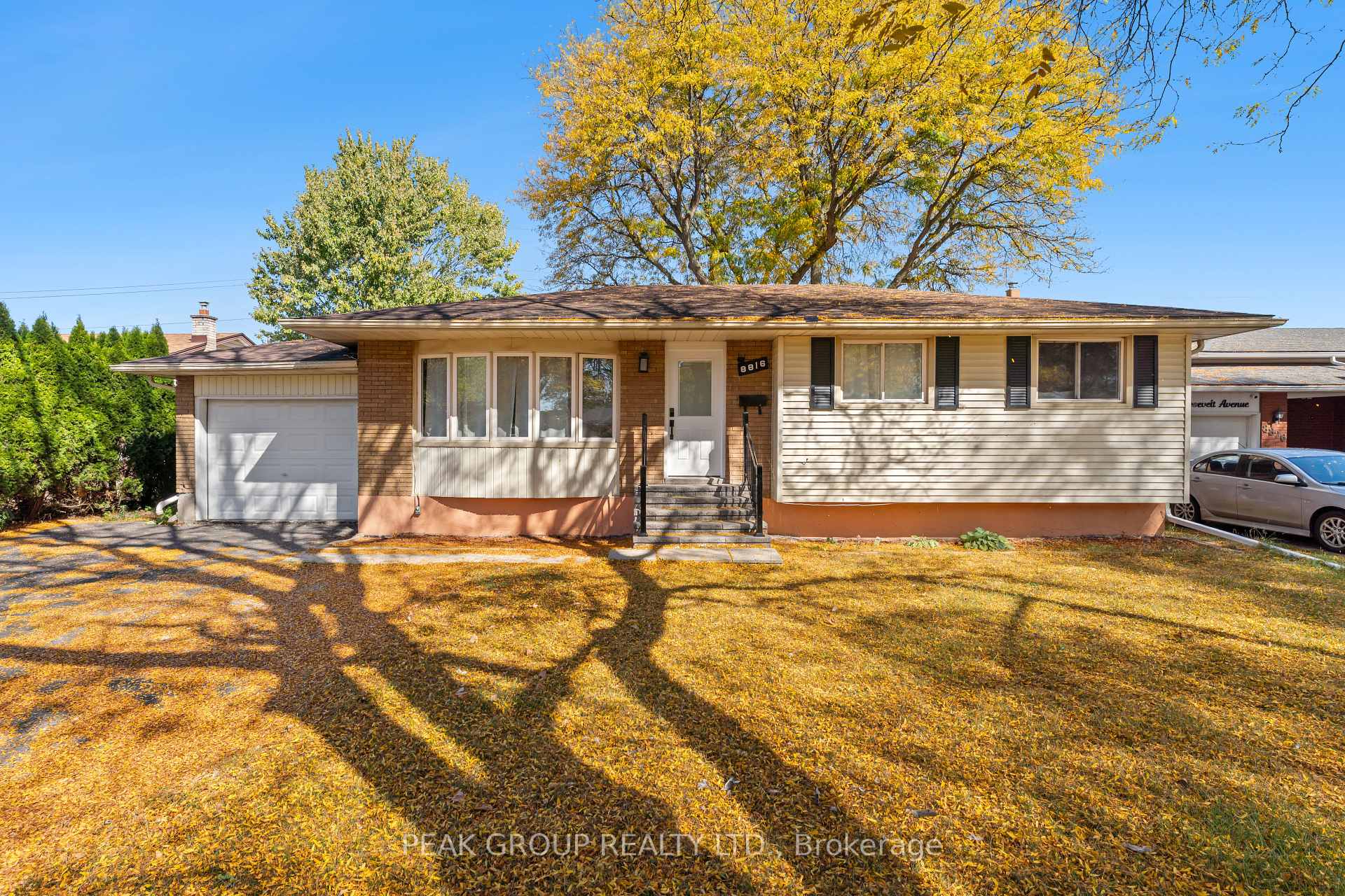8816 Roosevelt Street, Niagara Falls, ON L2G 7A2