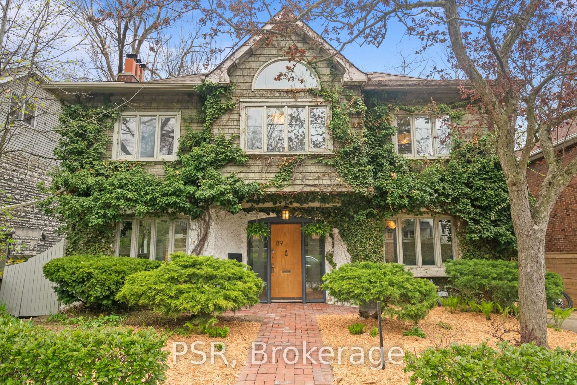 89 Kingswood Road, Toronto, ON M4E 3N4