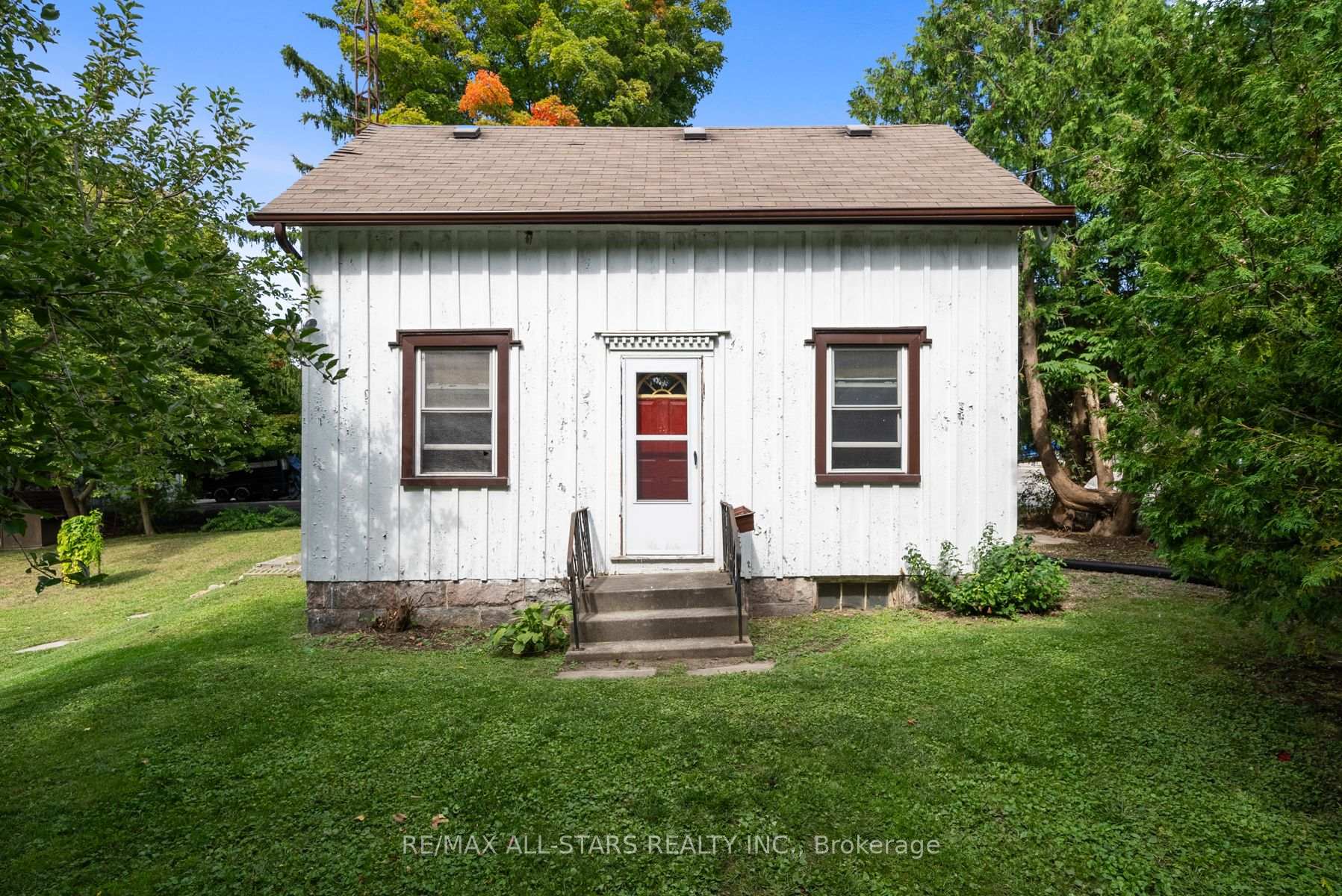 8940 Ashburn Road, Whitby, ON L0B 1A0