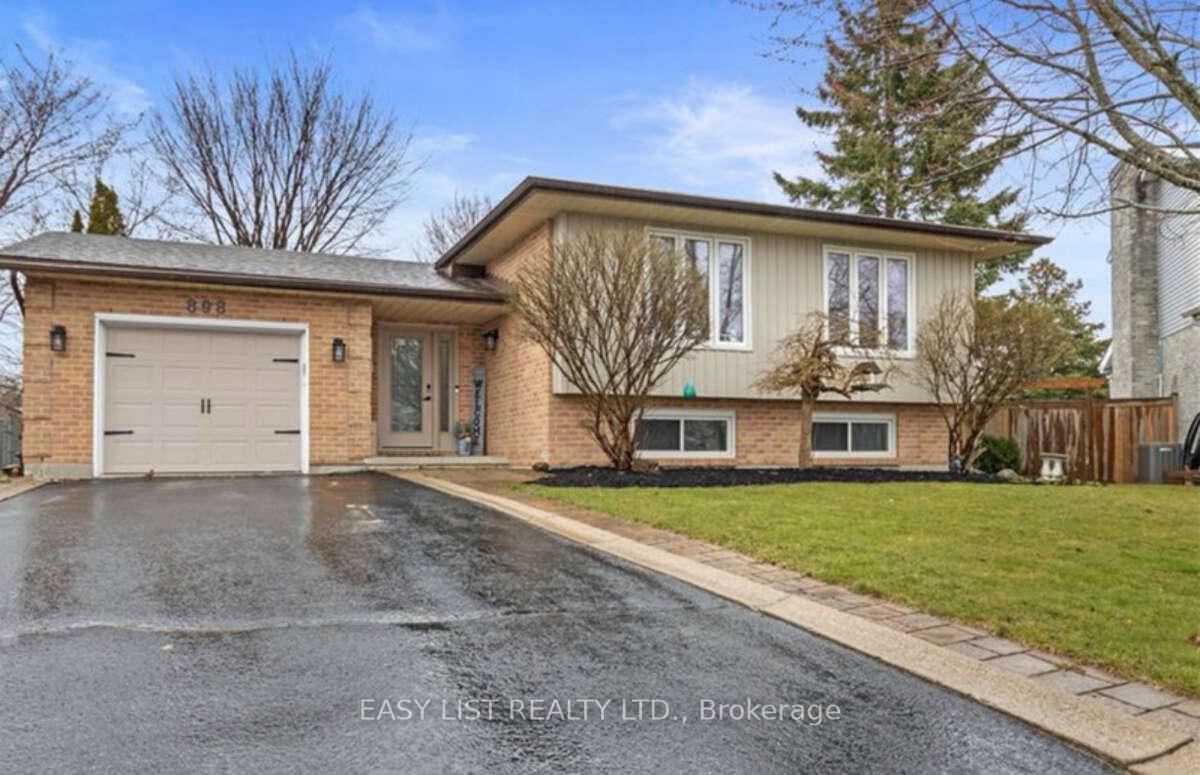 898 Plainview Place, Kingston, ON K7P 2K3