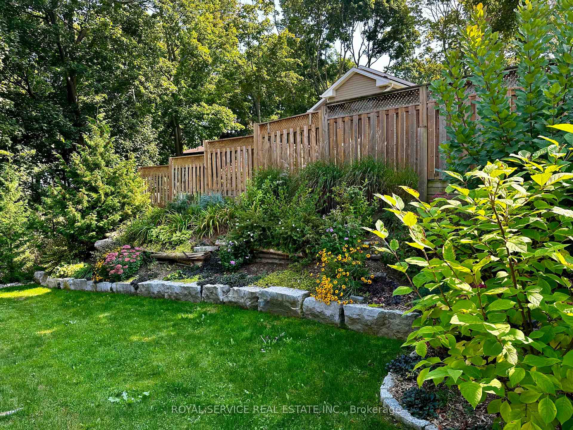 9 1/2 Little Hope Street, Port Hope, ON L1A 3J5
