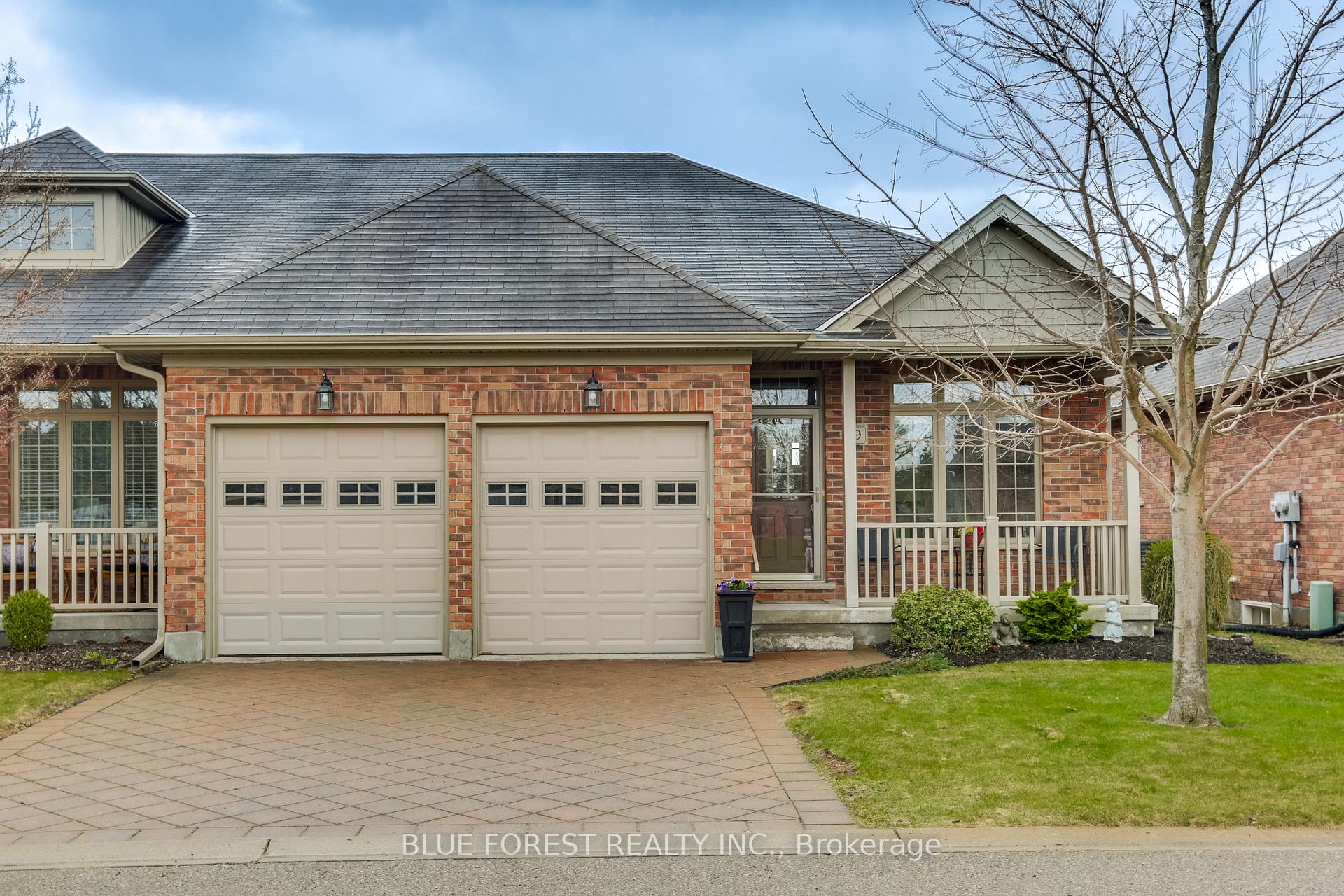 9 - 10 Foxhollow Drive, Thames Centre, ON N0L 1G3