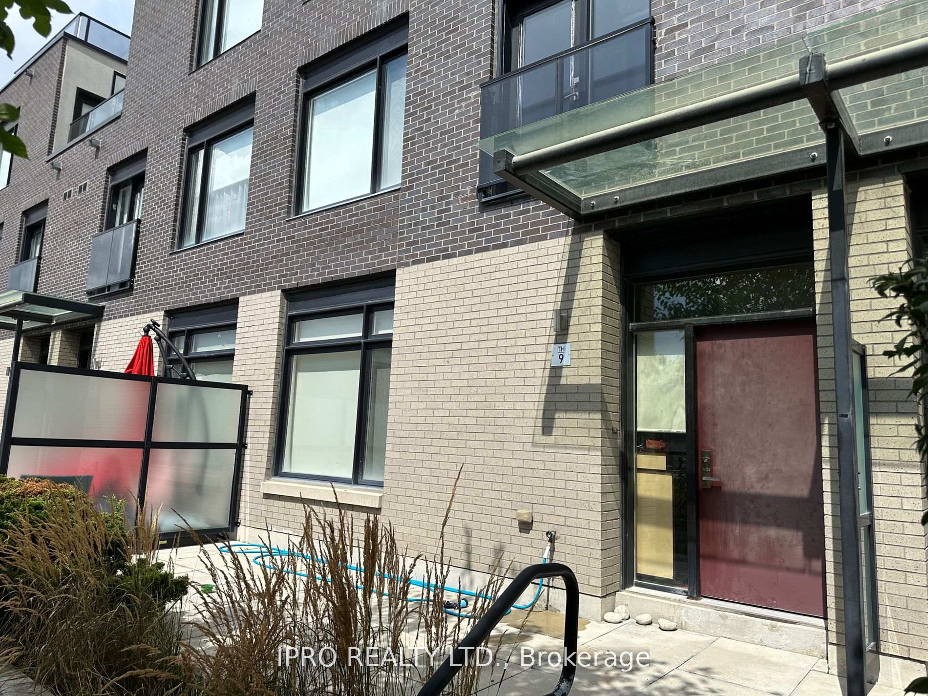 9 - 4020 Parkside Village Drive, Mississauga, ON L5B 0K2