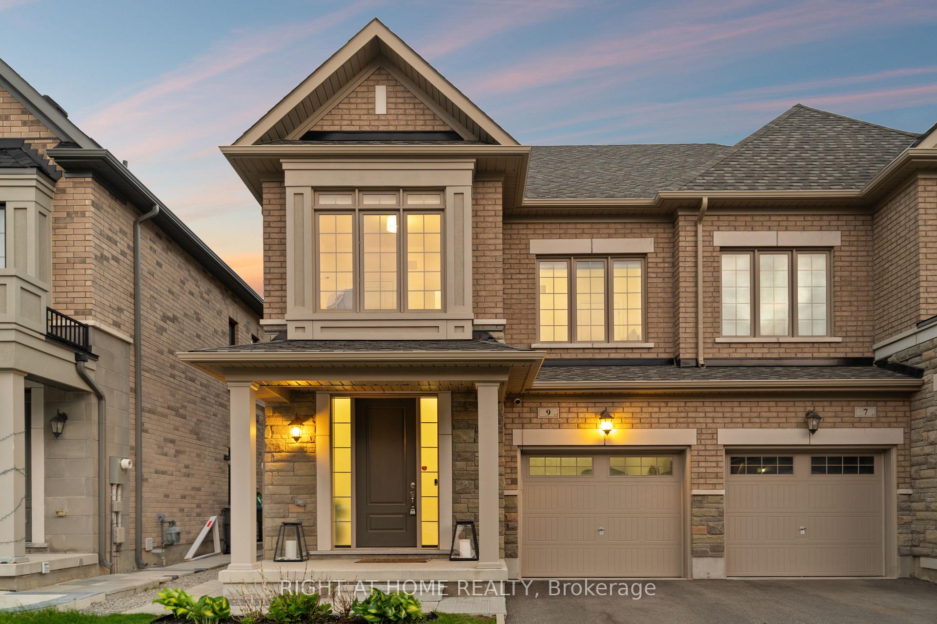 9 Angelfish Road, Brampton, ON L7A 5C5