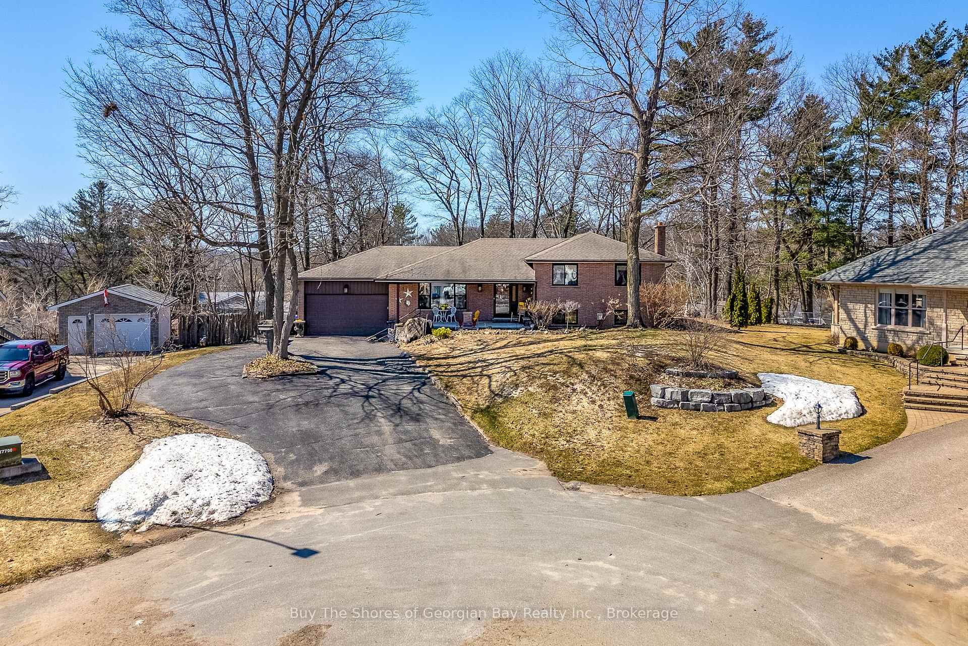 9 Brule Street, Penetanguishene, ON L9M 1B2