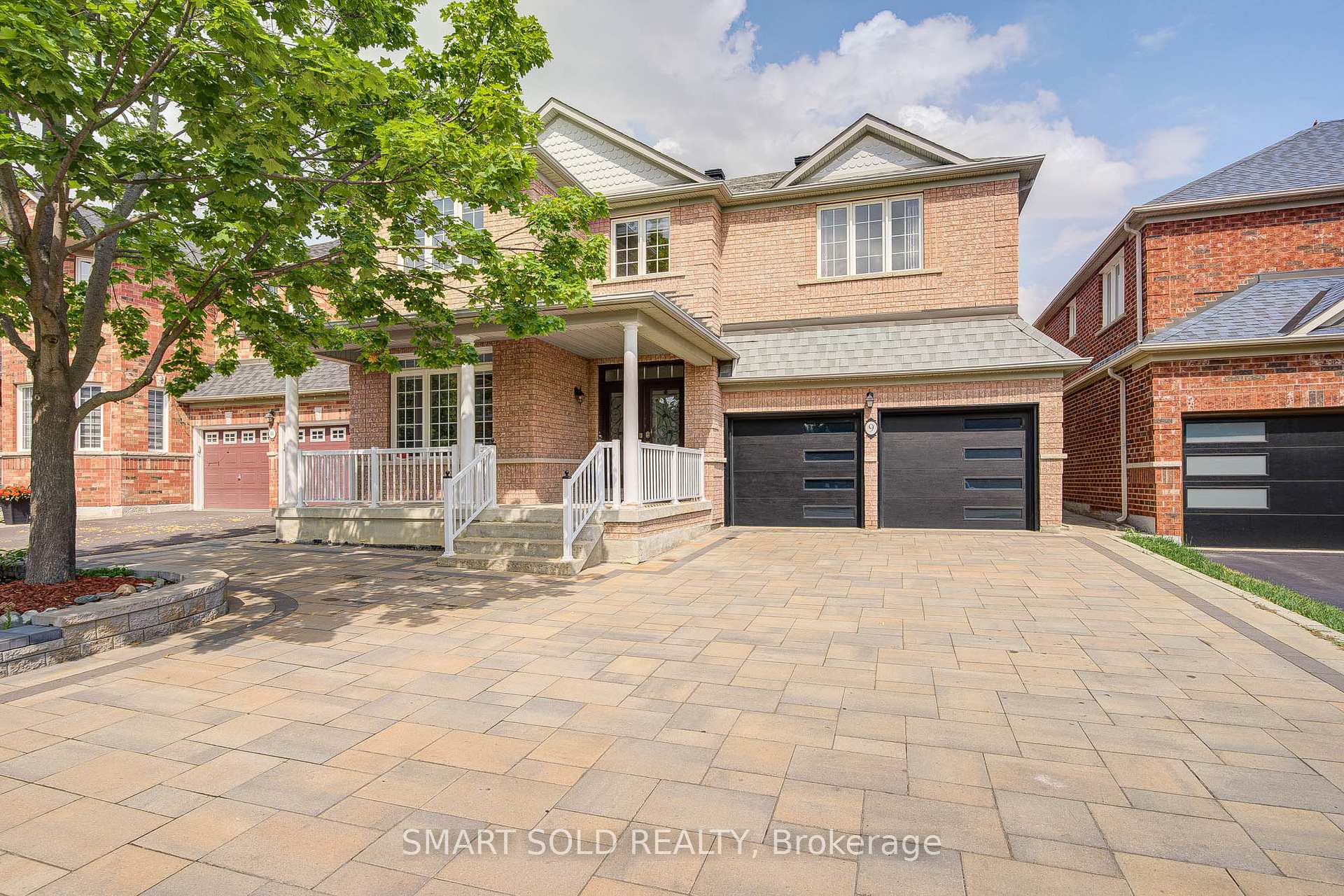 9 Casa Nova Drive, Vaughan, ON L4H 2Z9