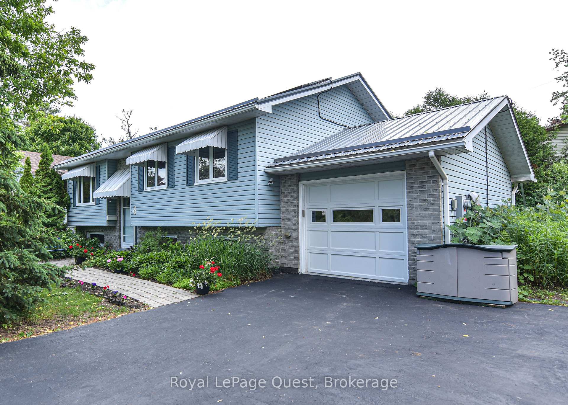 9 Dancy Drive, Orillia, ON L3V 7M1