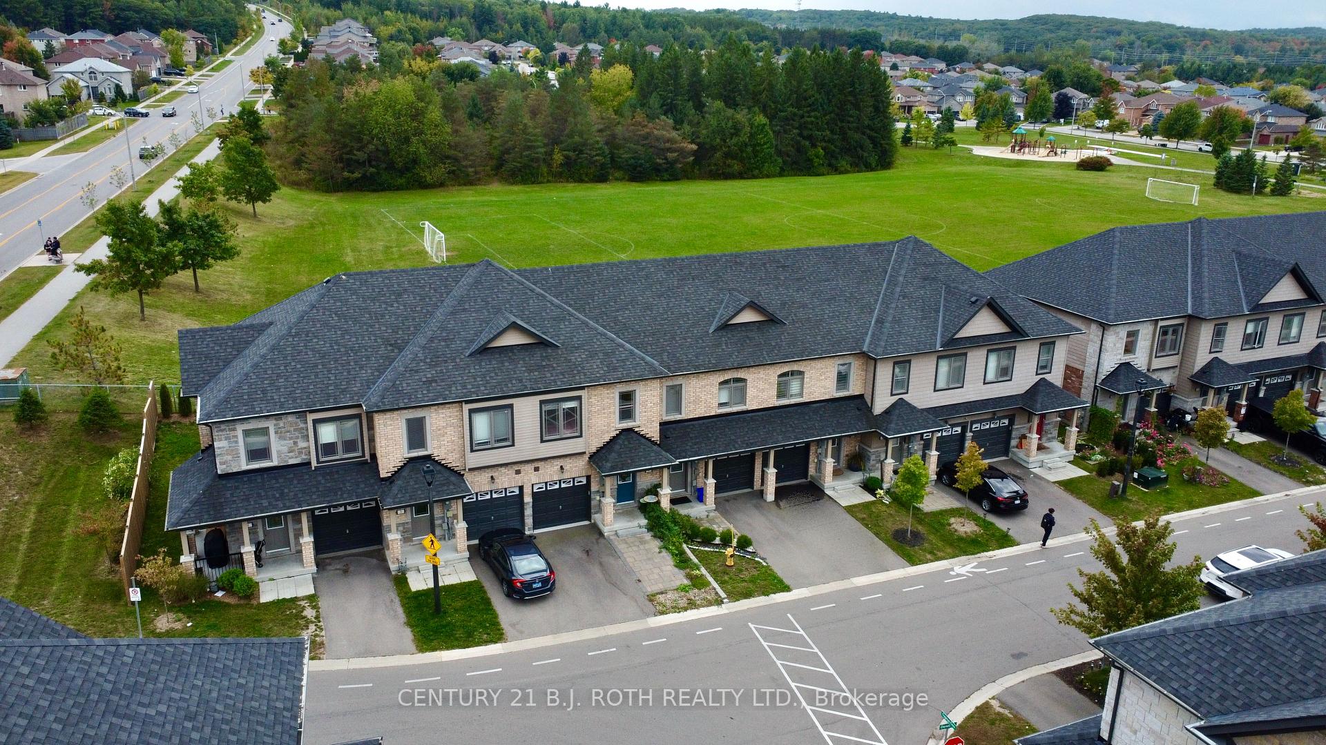 9 Deneb Street, Barrie, ON L4M 0K6