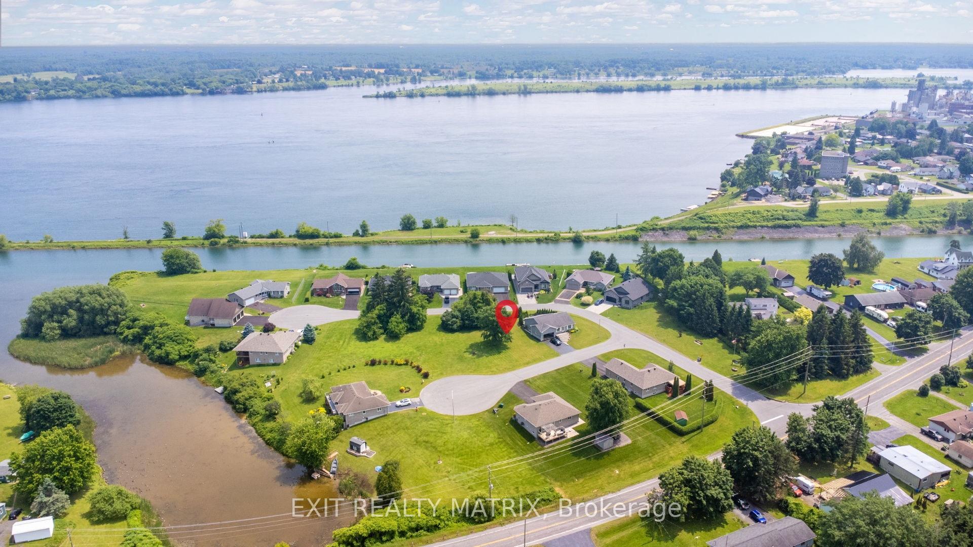 9 FLETT Street, Edwardsburgh/Cardinal, ON K0E 1E0