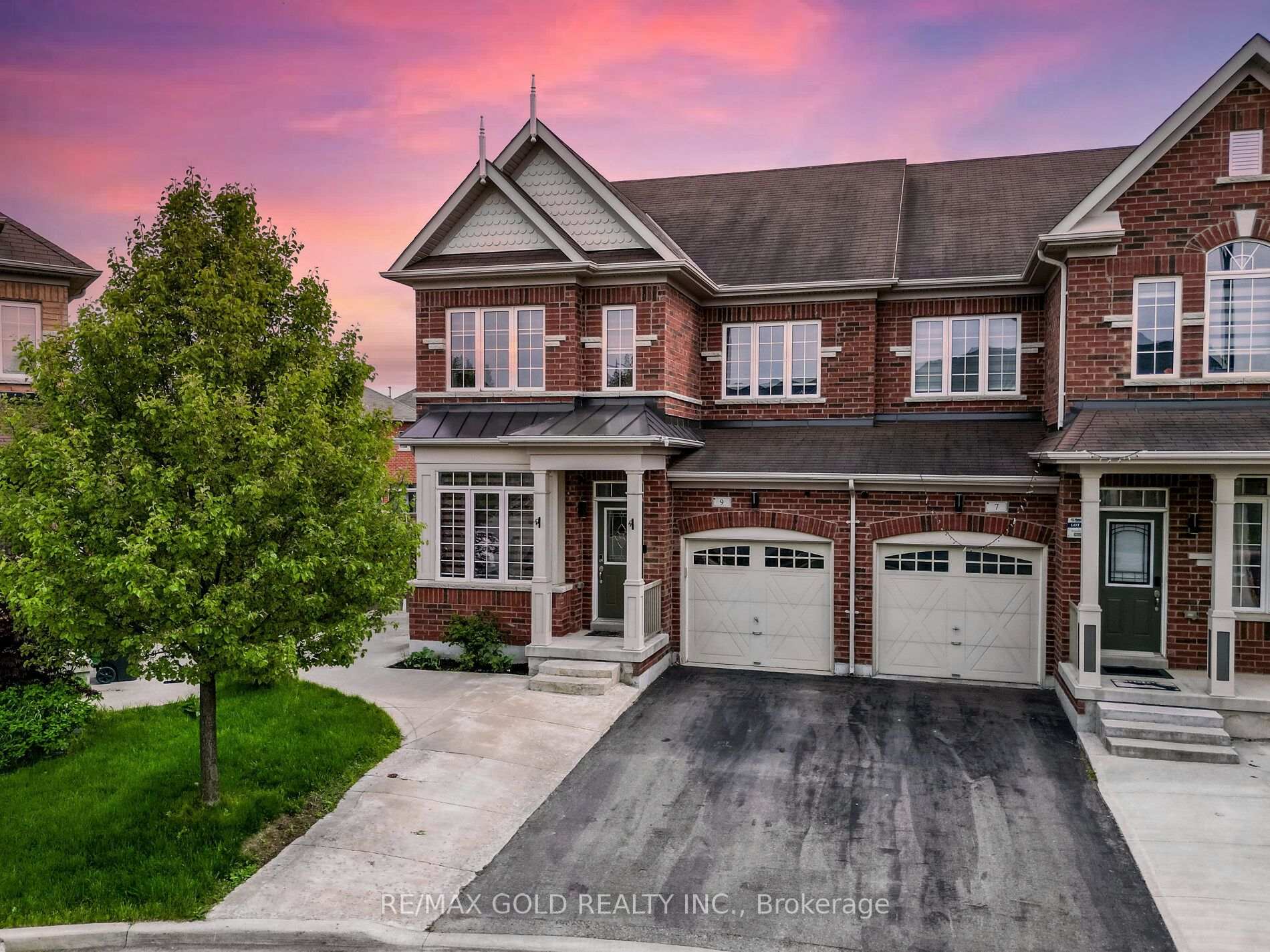 9 Kempenfelt Trail, Brampton, ON L7A 0Z6