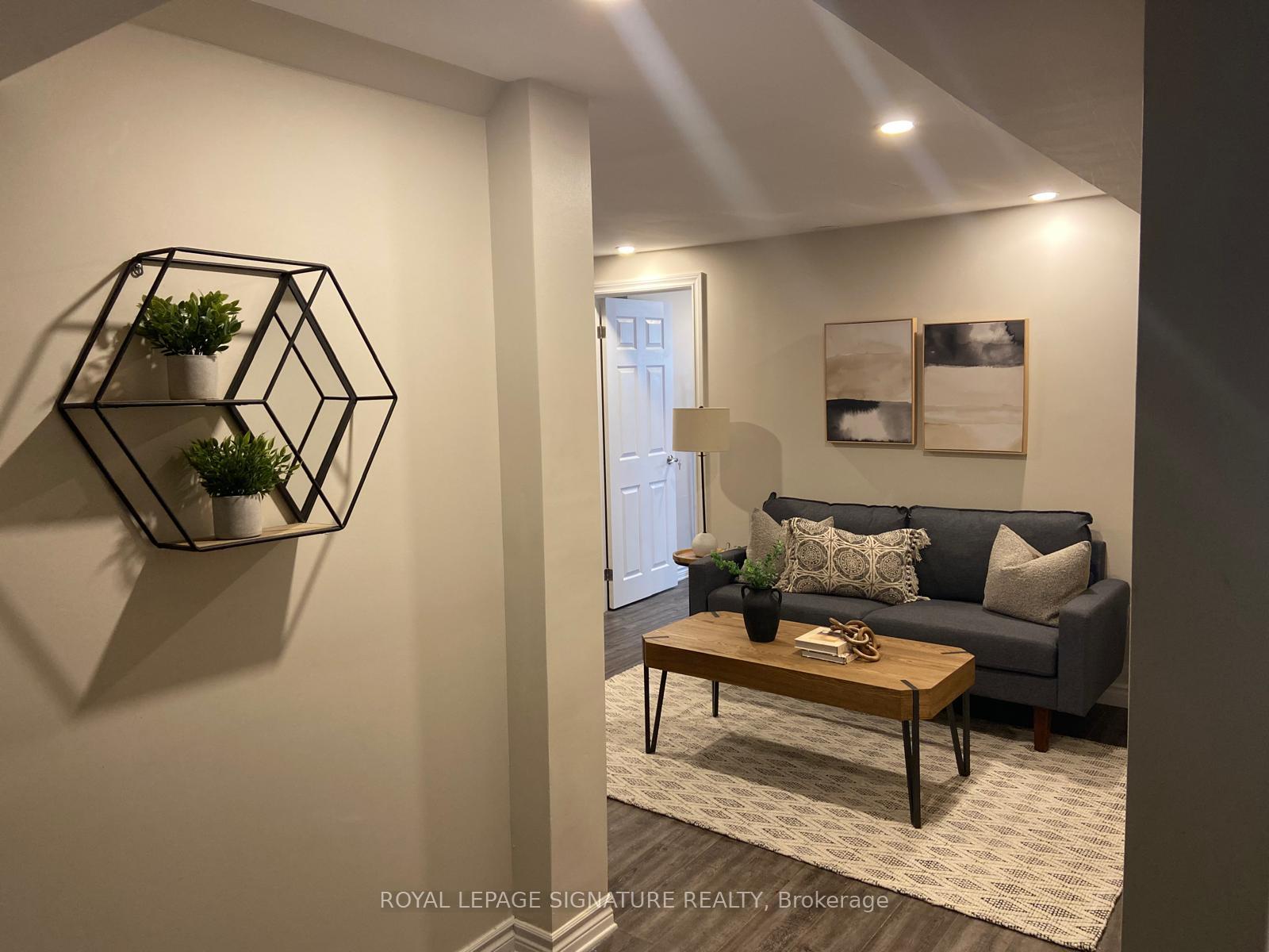 BSMT - 9 Kingsway Gate, Clarington, ON L1E 1Y1