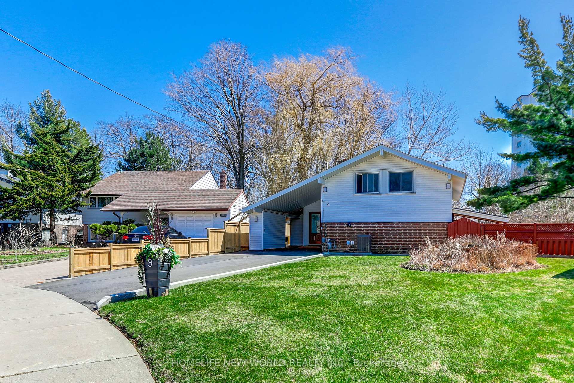 9 Ladysbridge Drive, Toronto, ON M1G 3H5