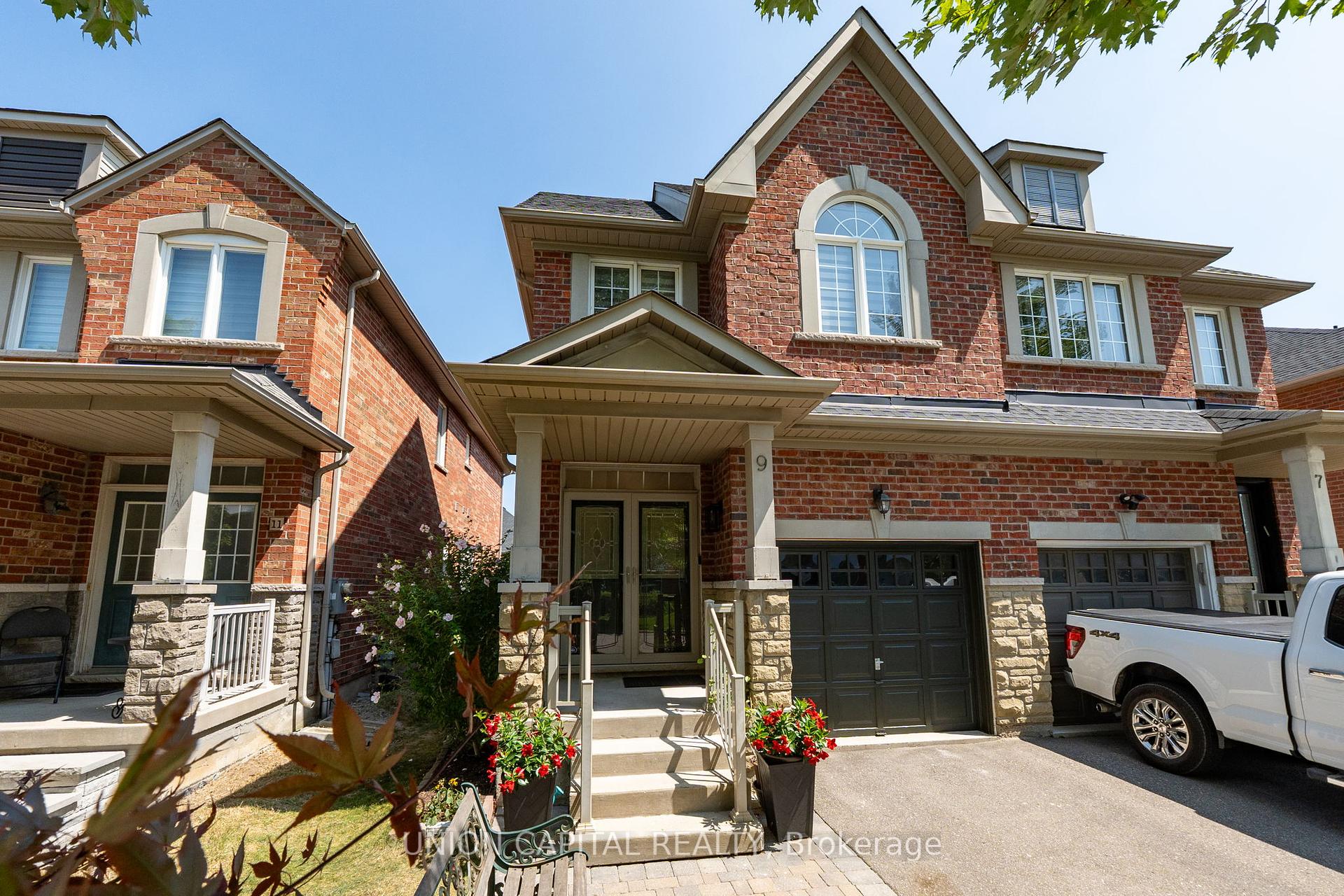 9 Landwood Avenue, Vaughan, ON L4J 0B9