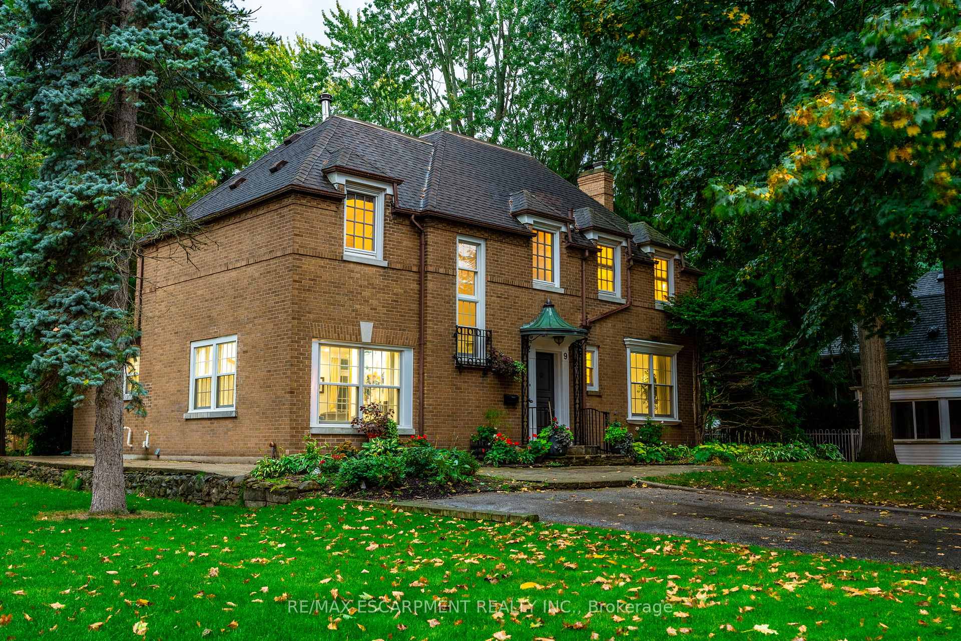 Cambridge Real Estate MLS® Listings & Houses For Sale