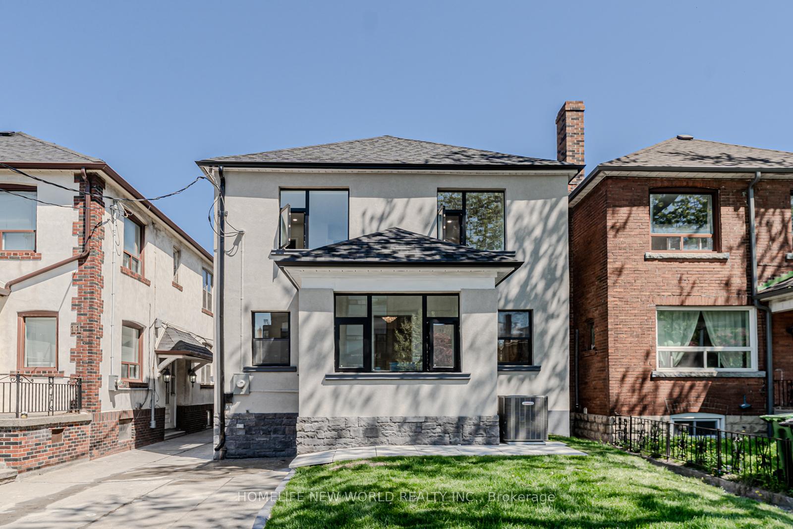 9 Rusholme Drive, Toronto, ON M6J 3K1