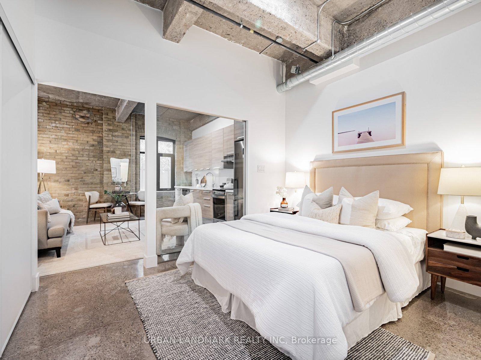 203 - 9 St Nicholas Street, Toronto, ON M4Y 1W5