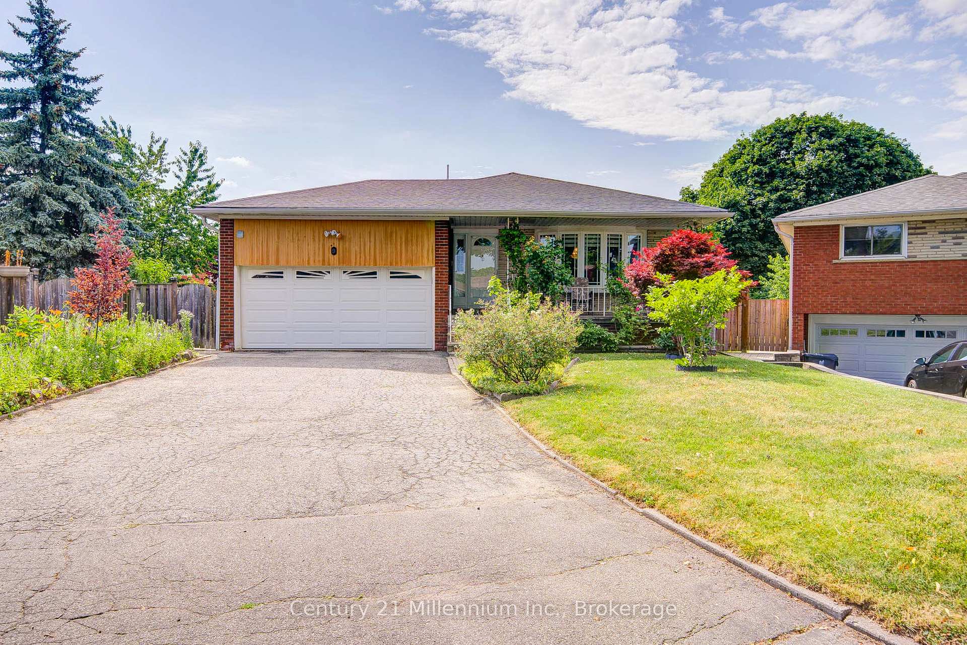 9 Thane Court, Toronto, ON M2J 4B6
