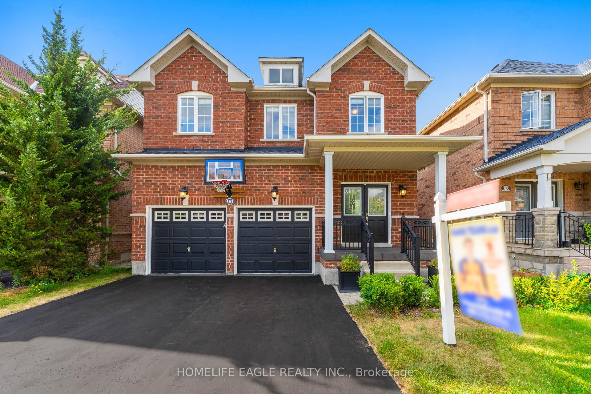 90 Barnwood Drive, Richmond Hill, ON L4E 5A2