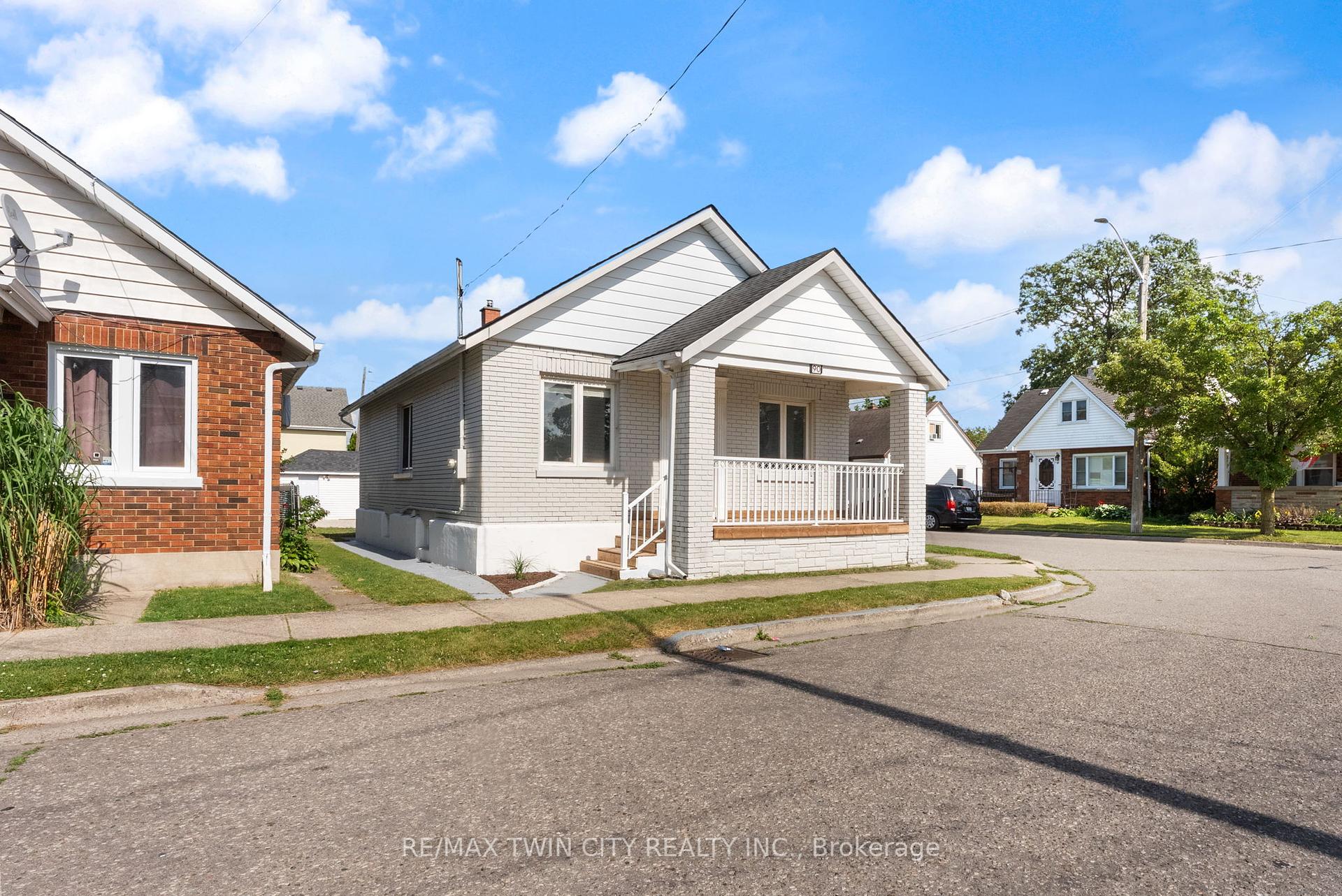 90 Gordon Street, Brantford, ON N3S 2N4