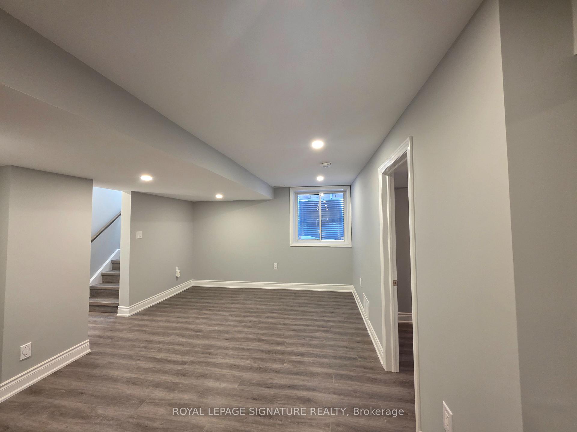 Bsmt - 901 Minchin Way, Milton, ON L9T 7T6