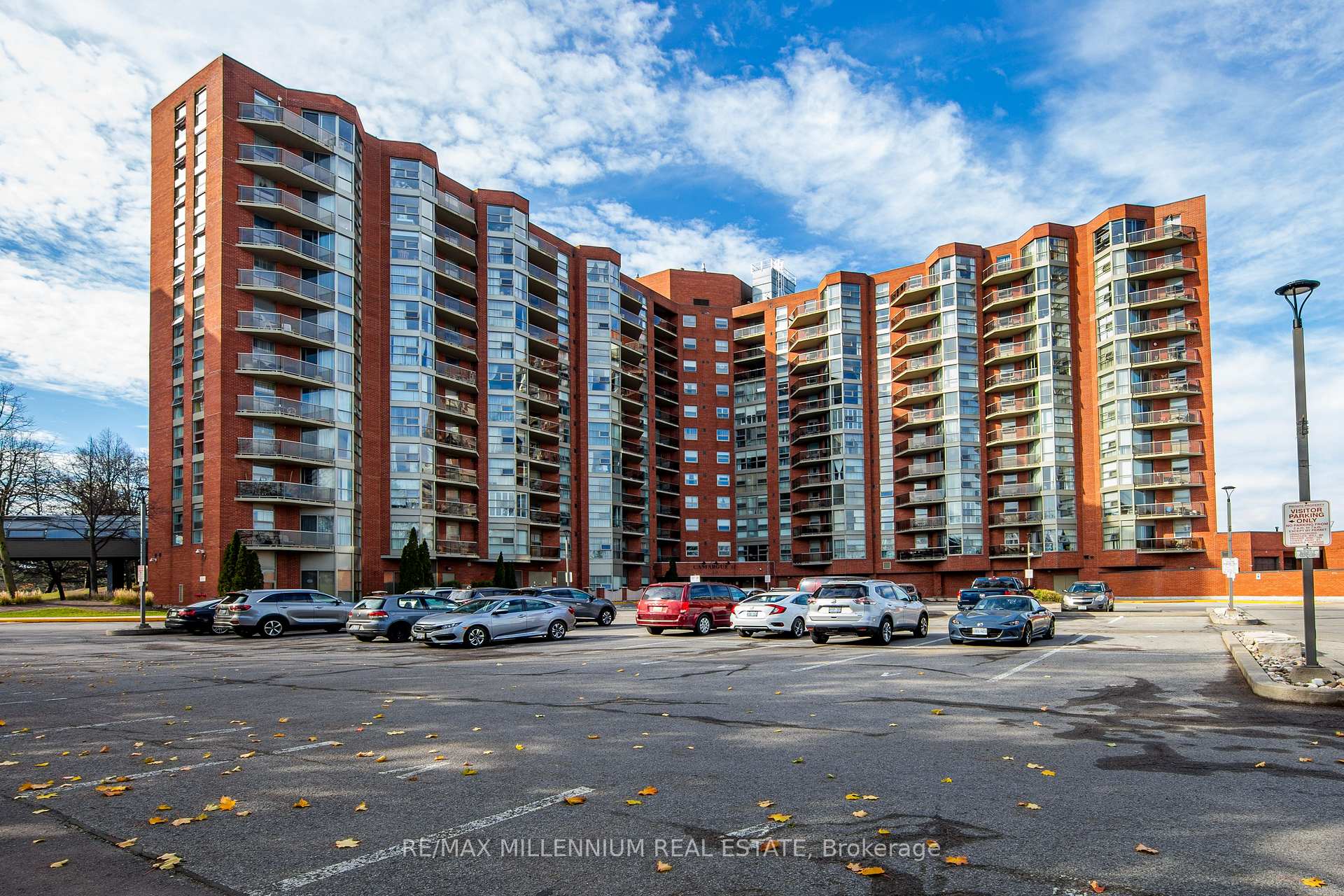 903 - 10 Dean Park, Toronto, ON M1B 3G9