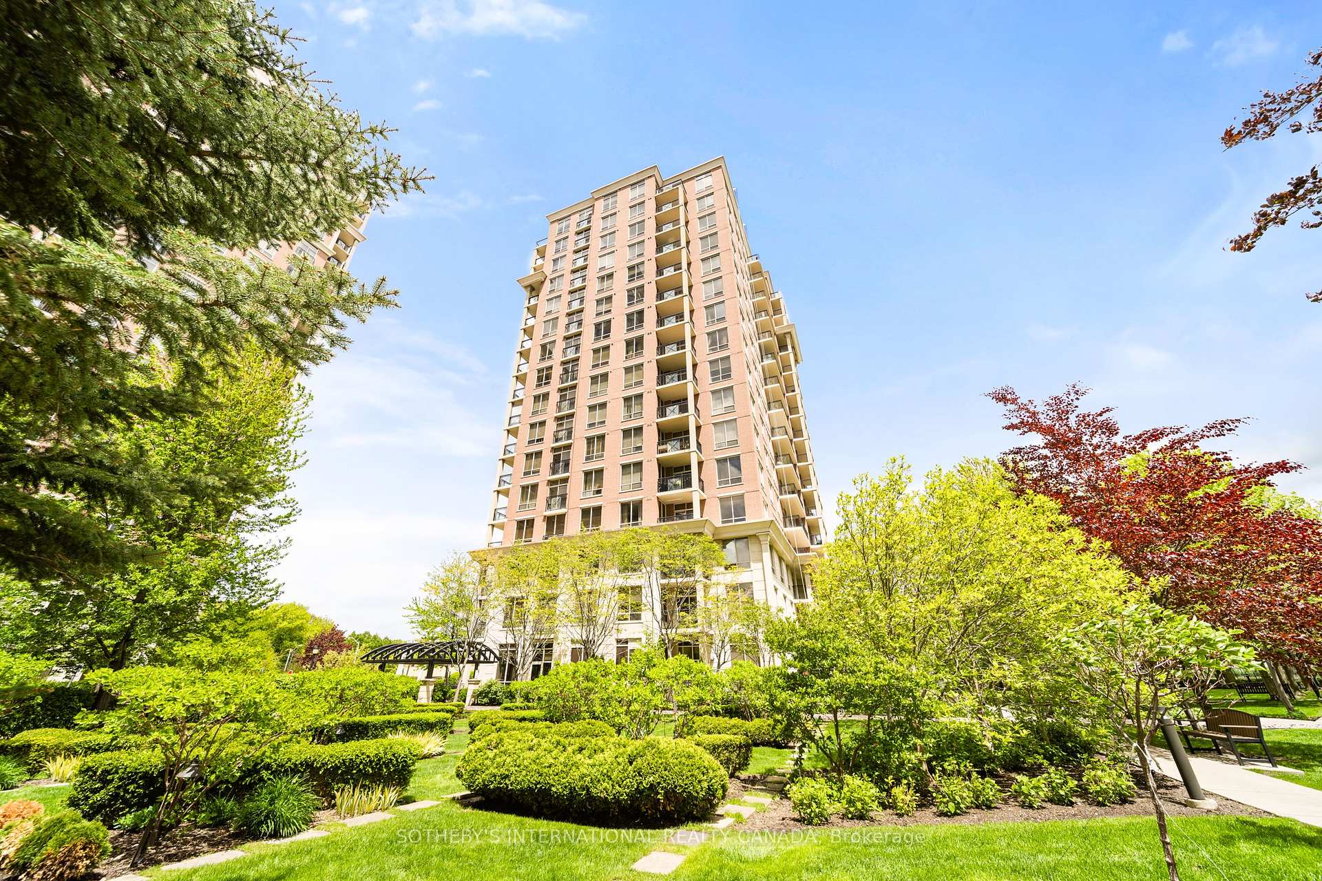 903 - 1105 Leslie Street, Toronto, ON M3C 4G9