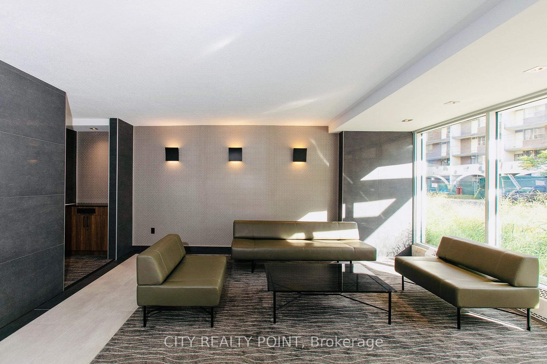 903 - 276 St George Street, Toronto, ON M5R 2P6