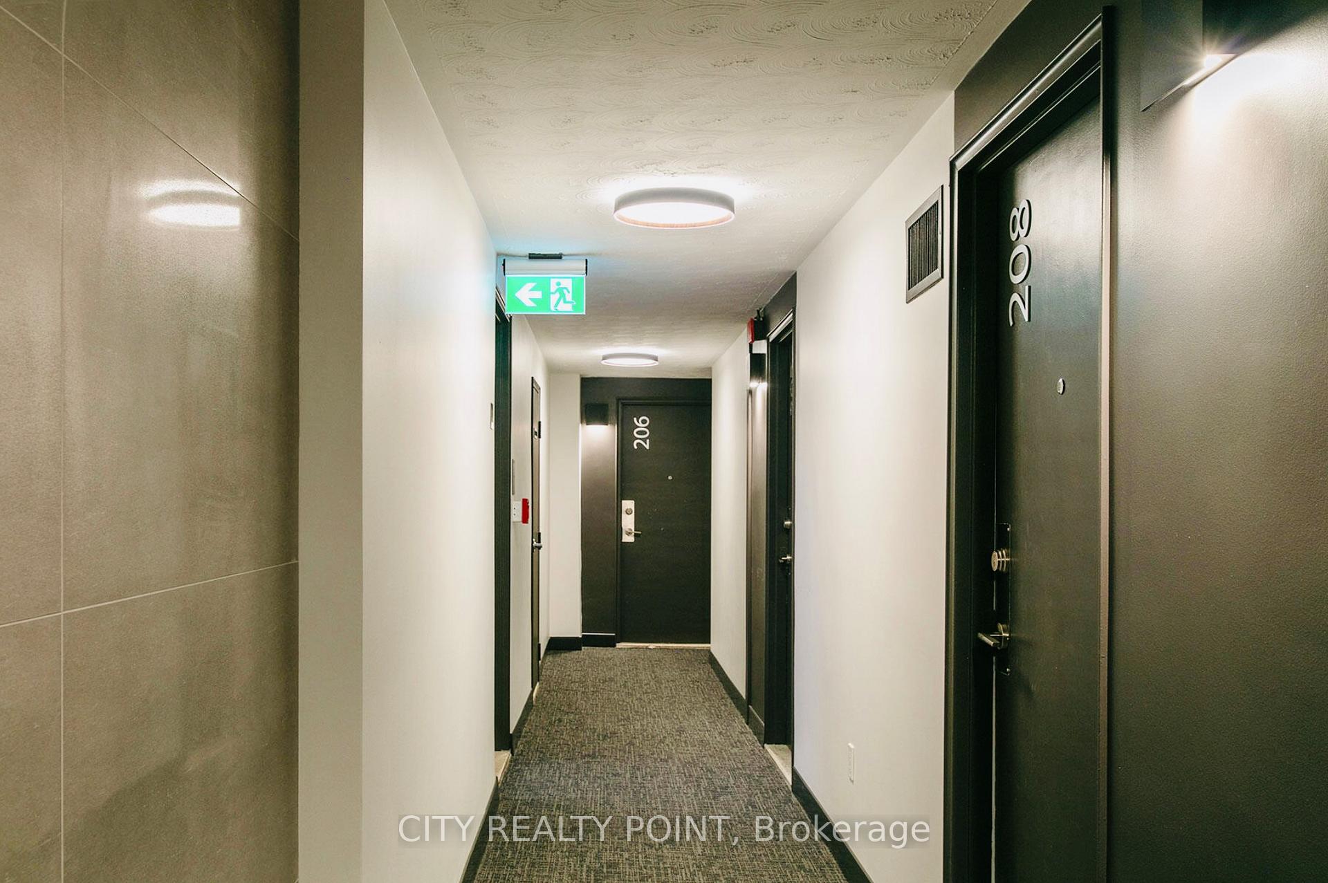 903 - 276 St George Street, Toronto, ON M5R 2P6