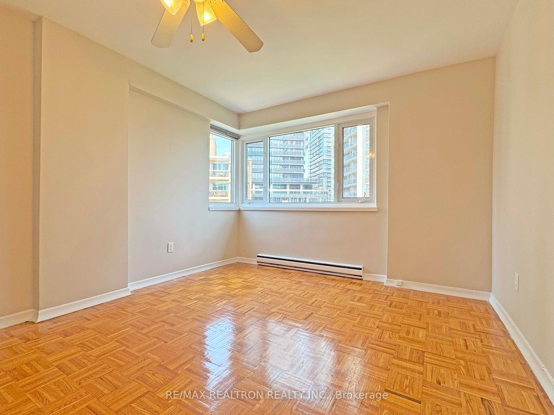 903 - 55 Isabella Street, Toronto, ON M4Y 1M8