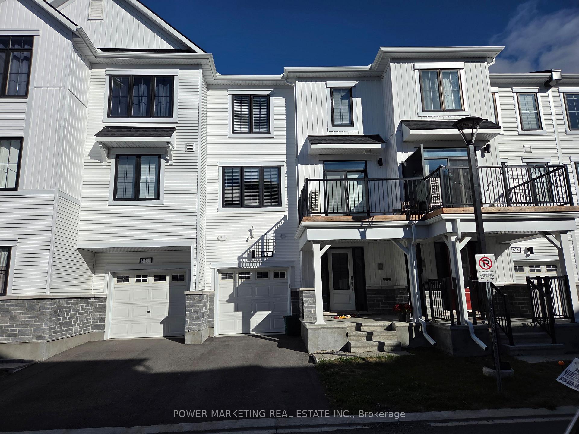 903 Nova Private, Barrhaven, ON K2J 7B3