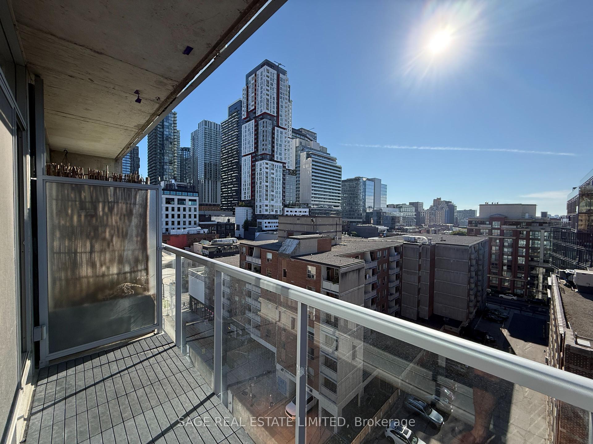 904 - 169 John Street, Toronto, ON M5T 1X3