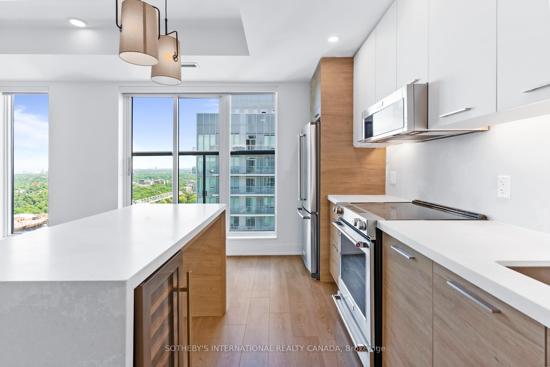 905 - 200 Redpath Avenue, Toronto, ON M4P 0E6
