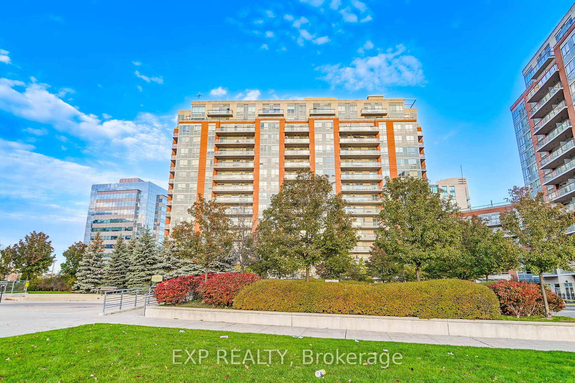 905 - 60 South Town Centre Boulevard, Markham, ON L6G 0C5