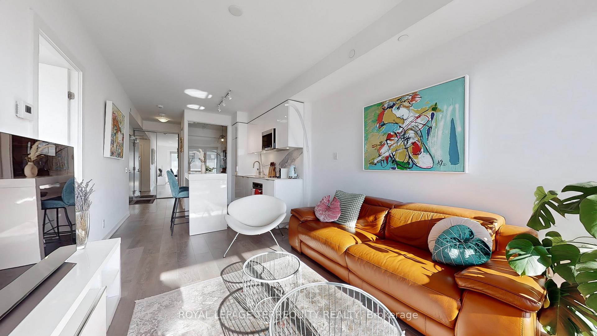 906 - 609 Avenue Road, Toronto, ON M4V 0B1