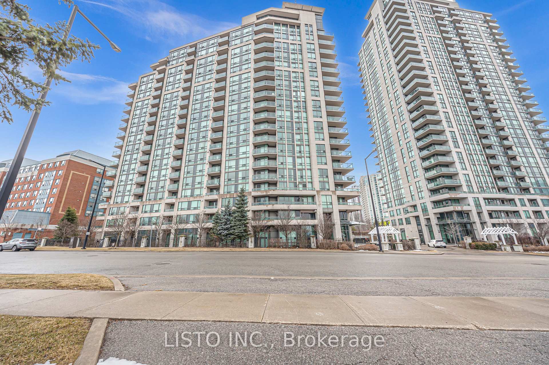 906 - 68 Grangeway Avenue, Toronto, ON M1H 0A1