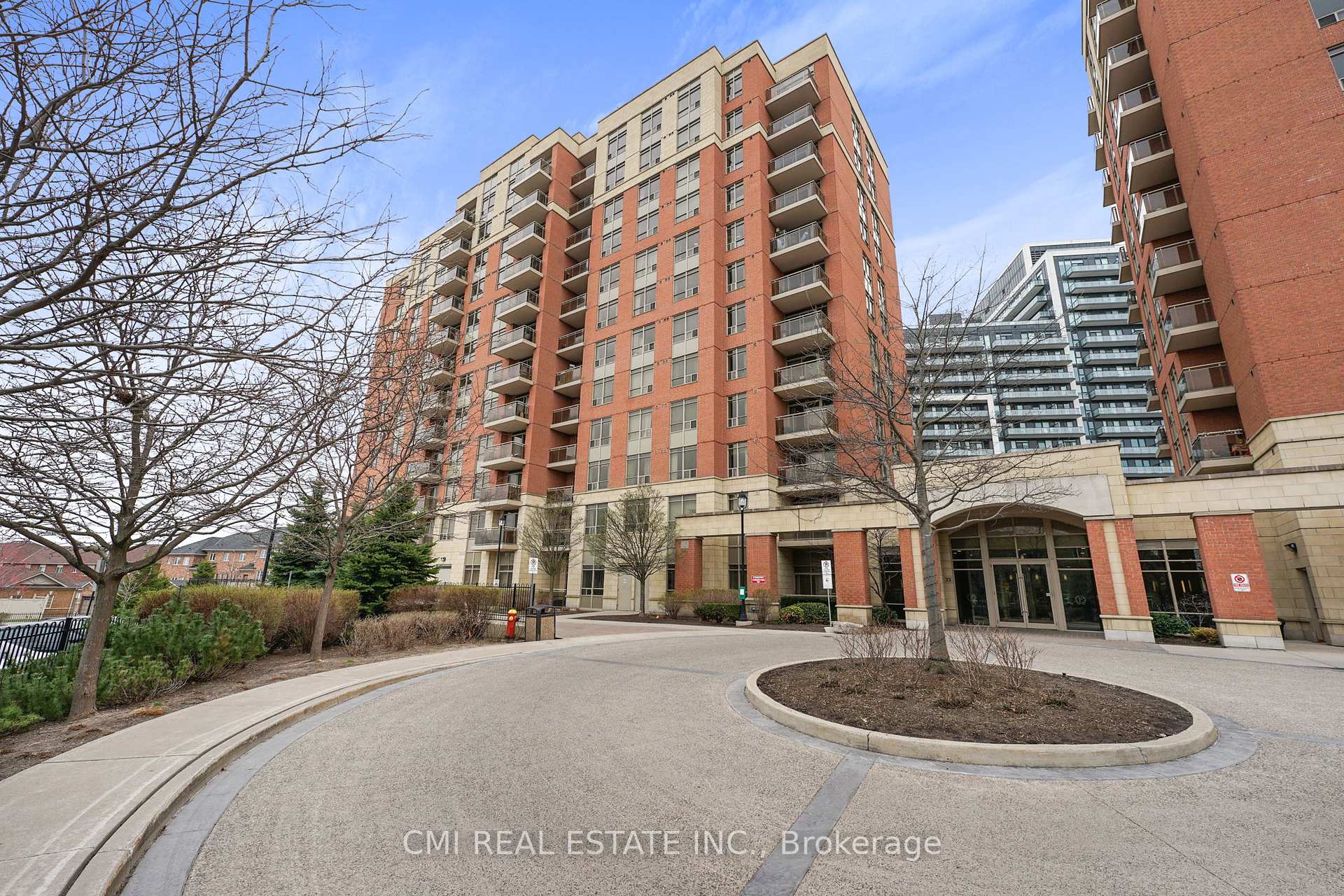906 - 73 King William Crescent, Richmond Hill, ON L4B 0C2