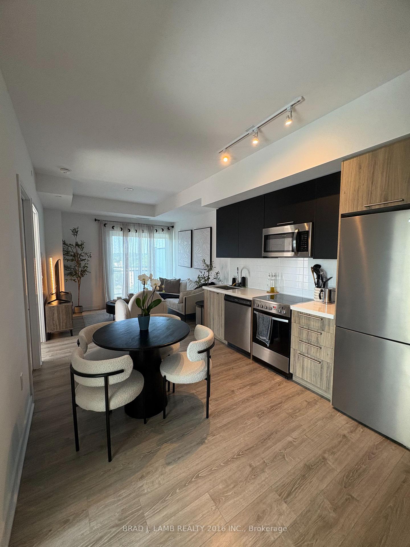 907 - 25 Neighbourhood Lane, Toronto, ON M8Y 0C4