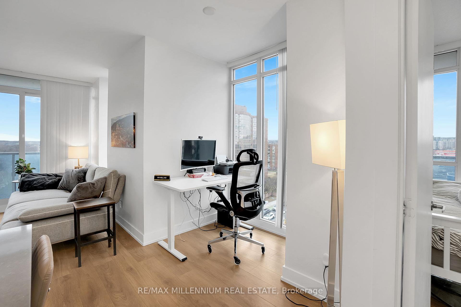 907 - 9471 Yonge Street, Richmond Hill, ON L4C 1V1