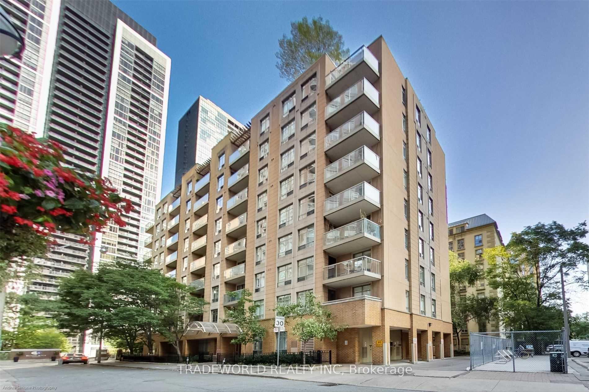 907 - 99 Hayden Street, Toronto, ON M4Y 2P2