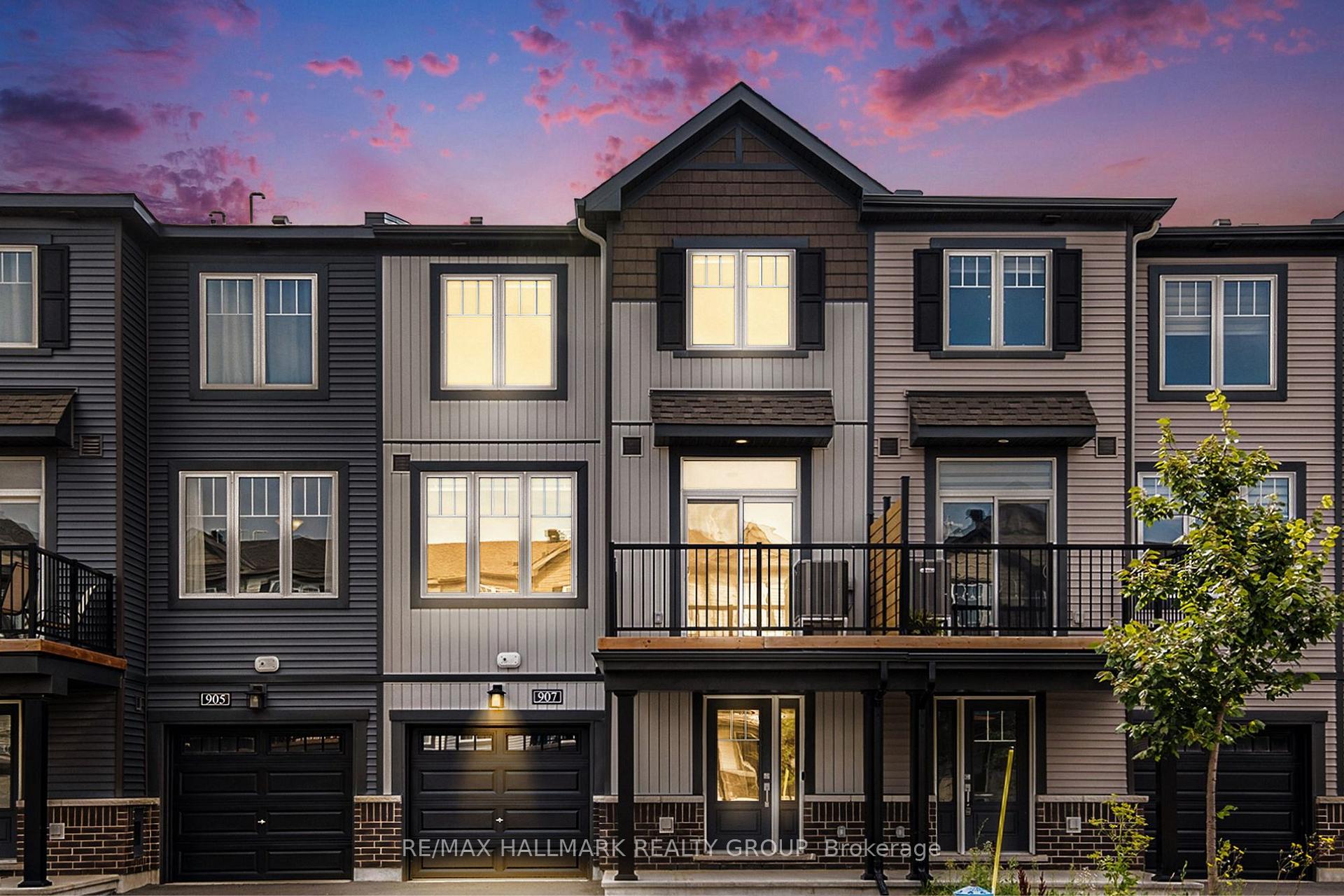 907 LIXNAW Court, Barrhaven, ON K2J 6Y3