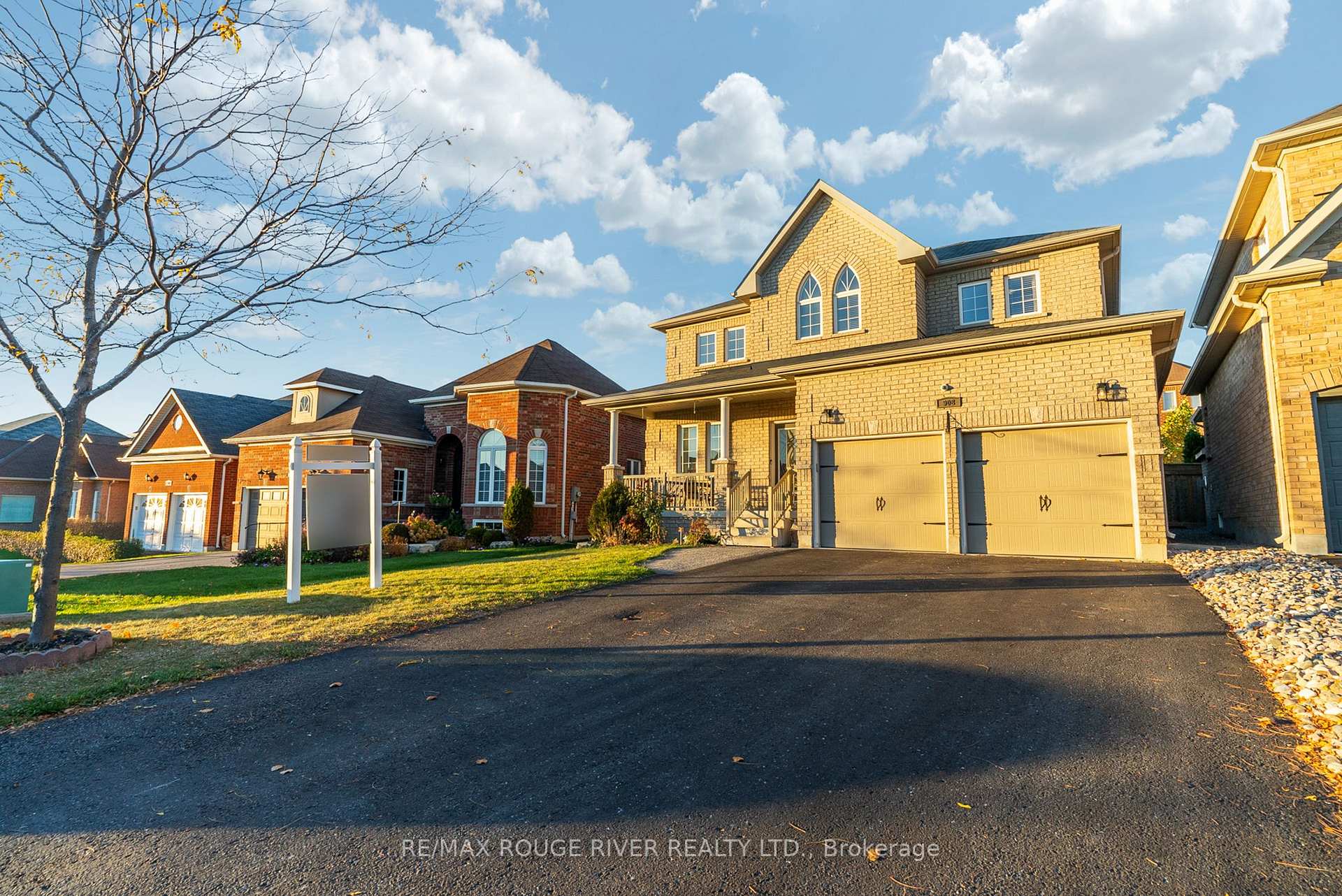908 Black Cherry Drive, Oshawa, ON L1K 0P6