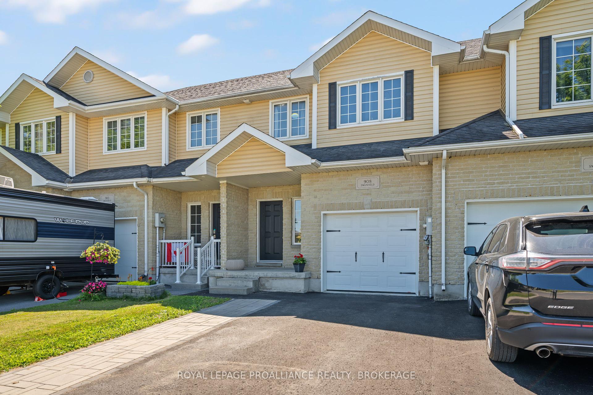 908 Swanfield Street, Kingston, ON K7M 0A5