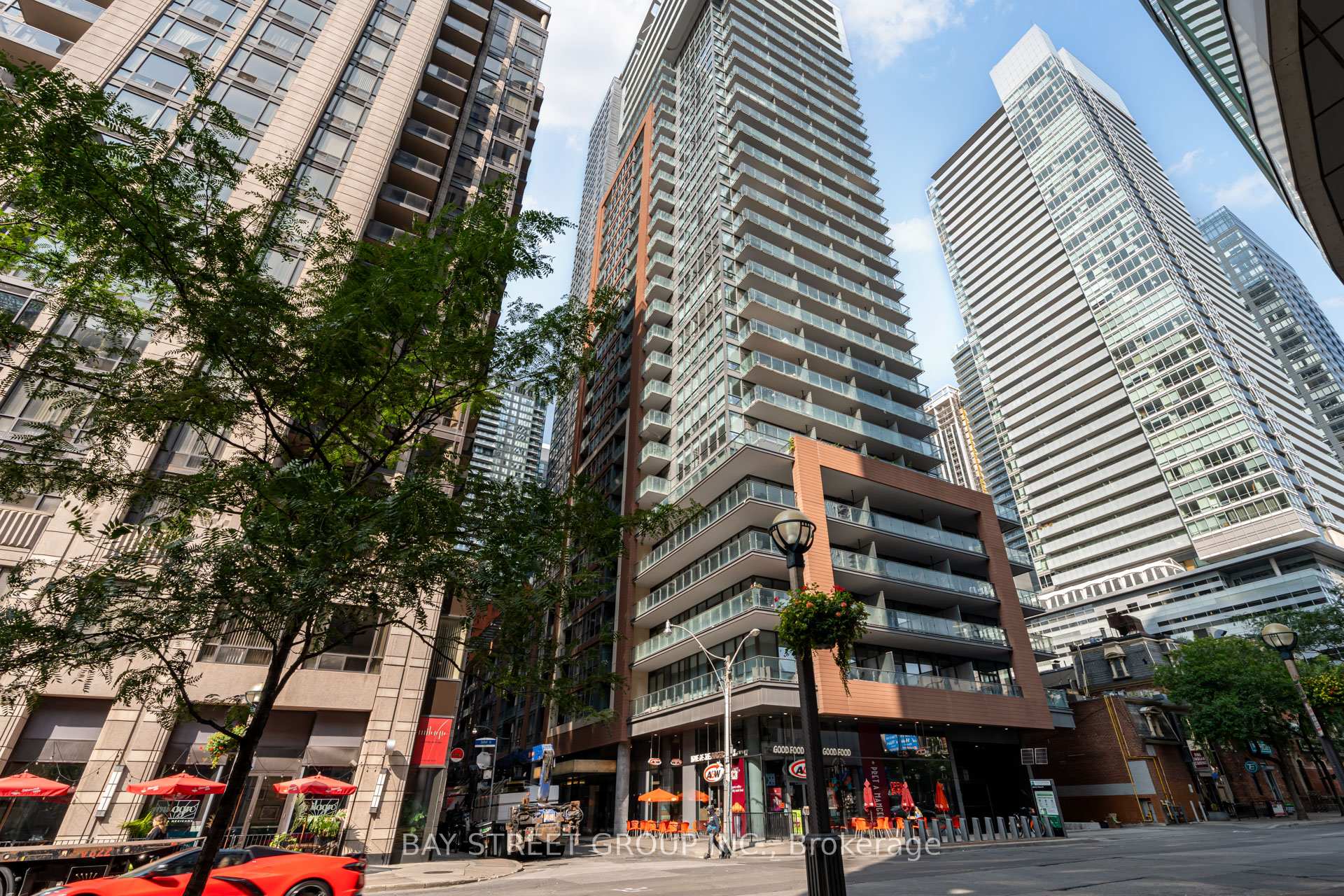 Toronto Real Estate MLS® Listings & Houses For Sale