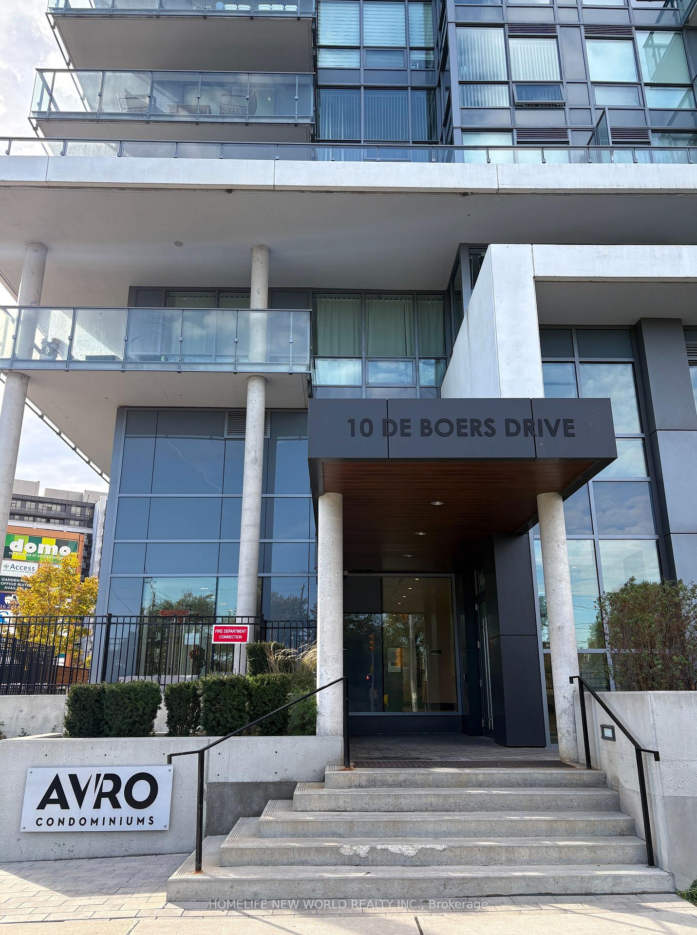 910 - 10 De Boers Drive, Toronto, ON M3J 0L6