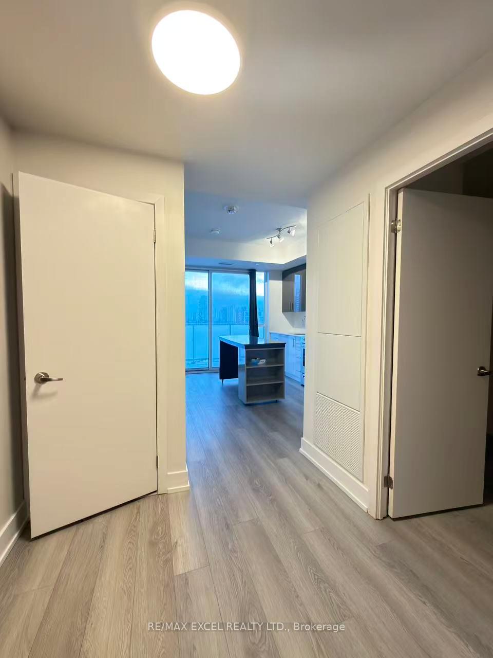 911 - 188 Fairview Mall Drive S, Toronto, ON M2J 0H7