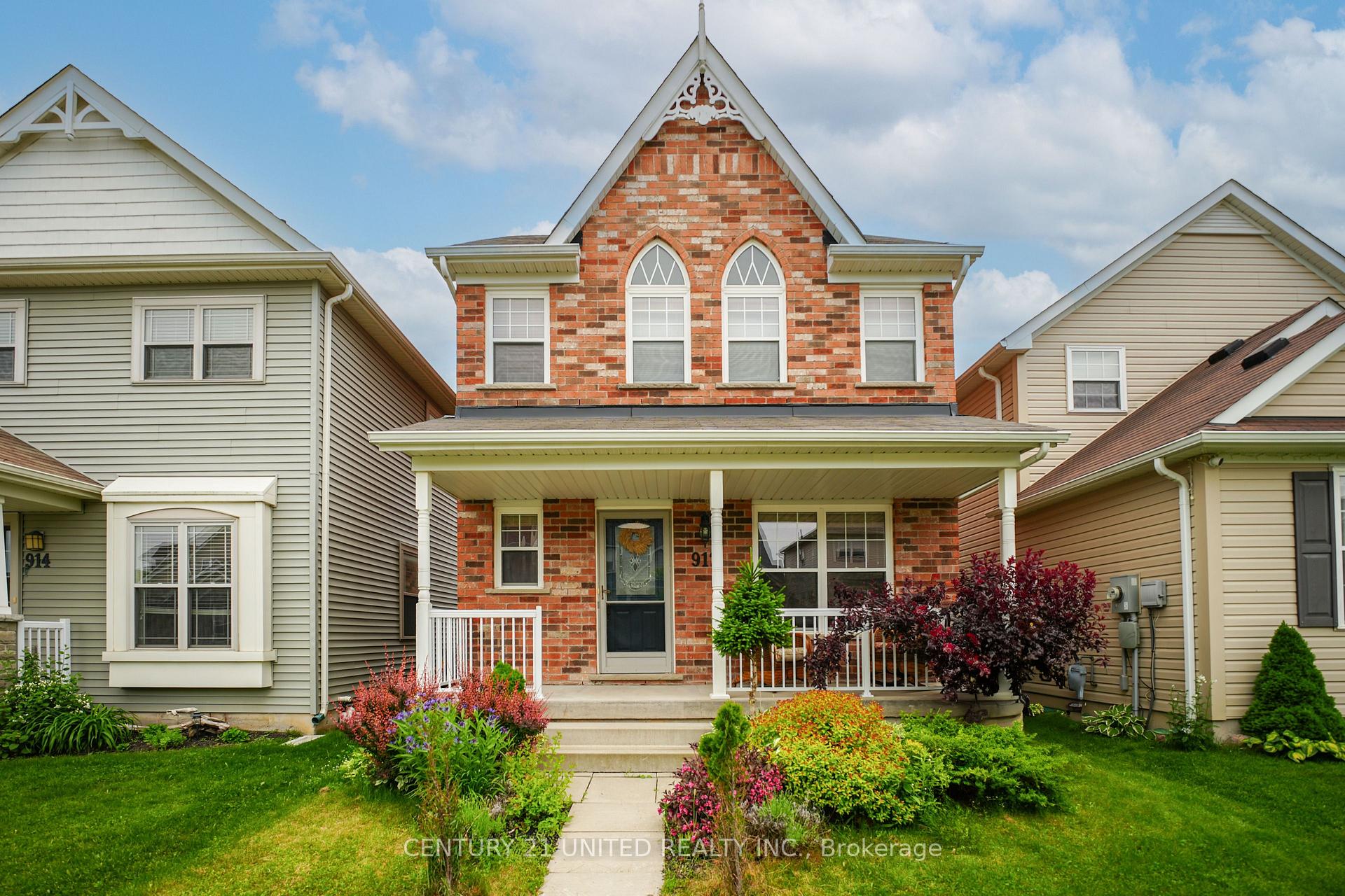 912 Broadway Boulevard, Peterborough North, ON K9H 0G8