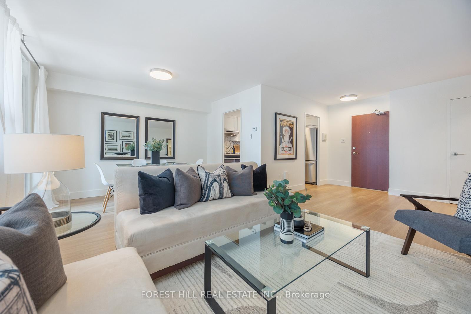 915 - 360 Ridelle Avenue, Toronto, ON M6B 1K1